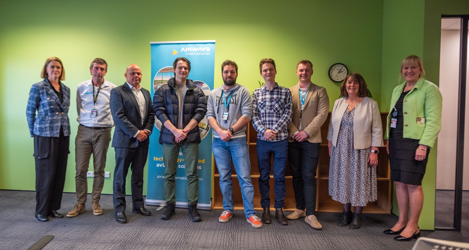 Australian ATC students graduate from New Zealand training - CANSO