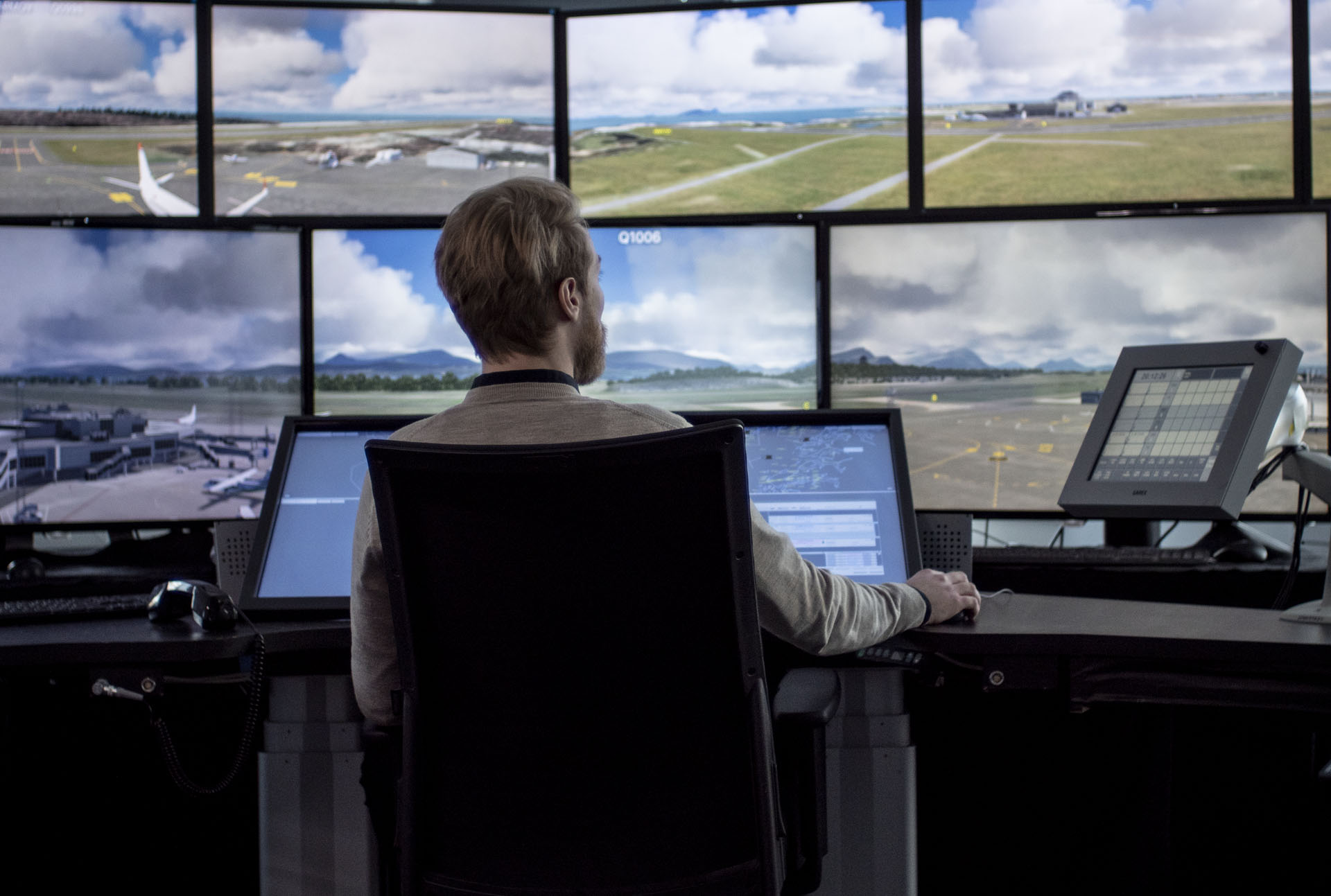 23 Norwegian airports to be remotely operated with Indra’s cutting-edge air traffic control ...